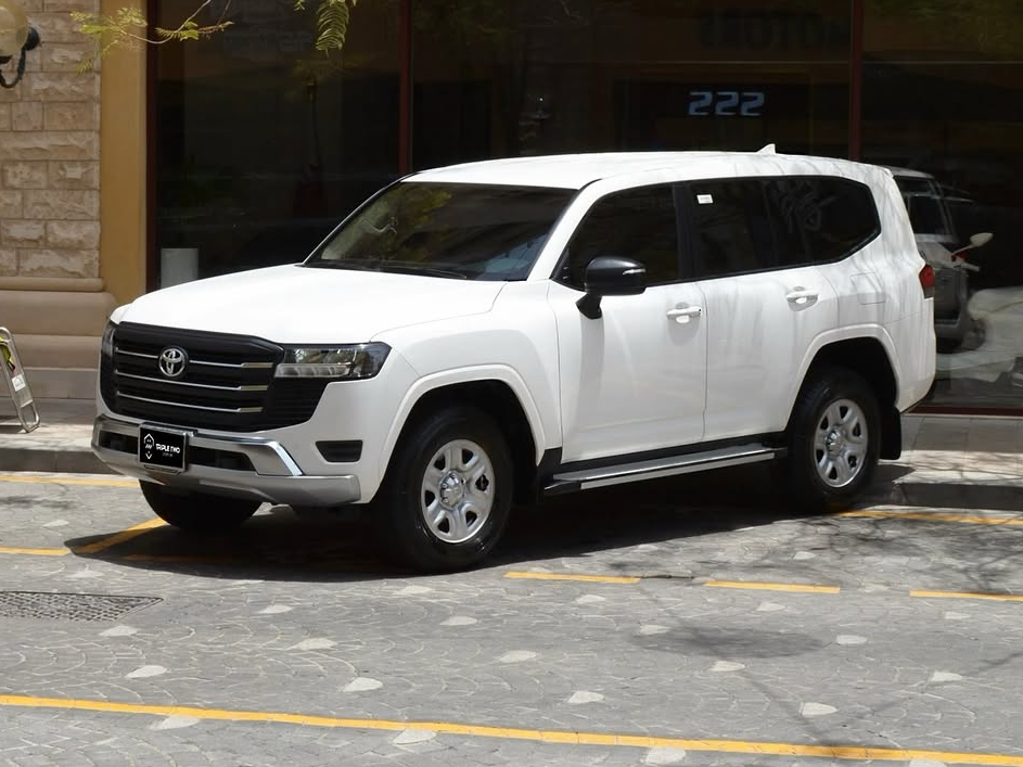 Toyota Land Cruiser GX 2024 for Sale in The Pearl | QMotor